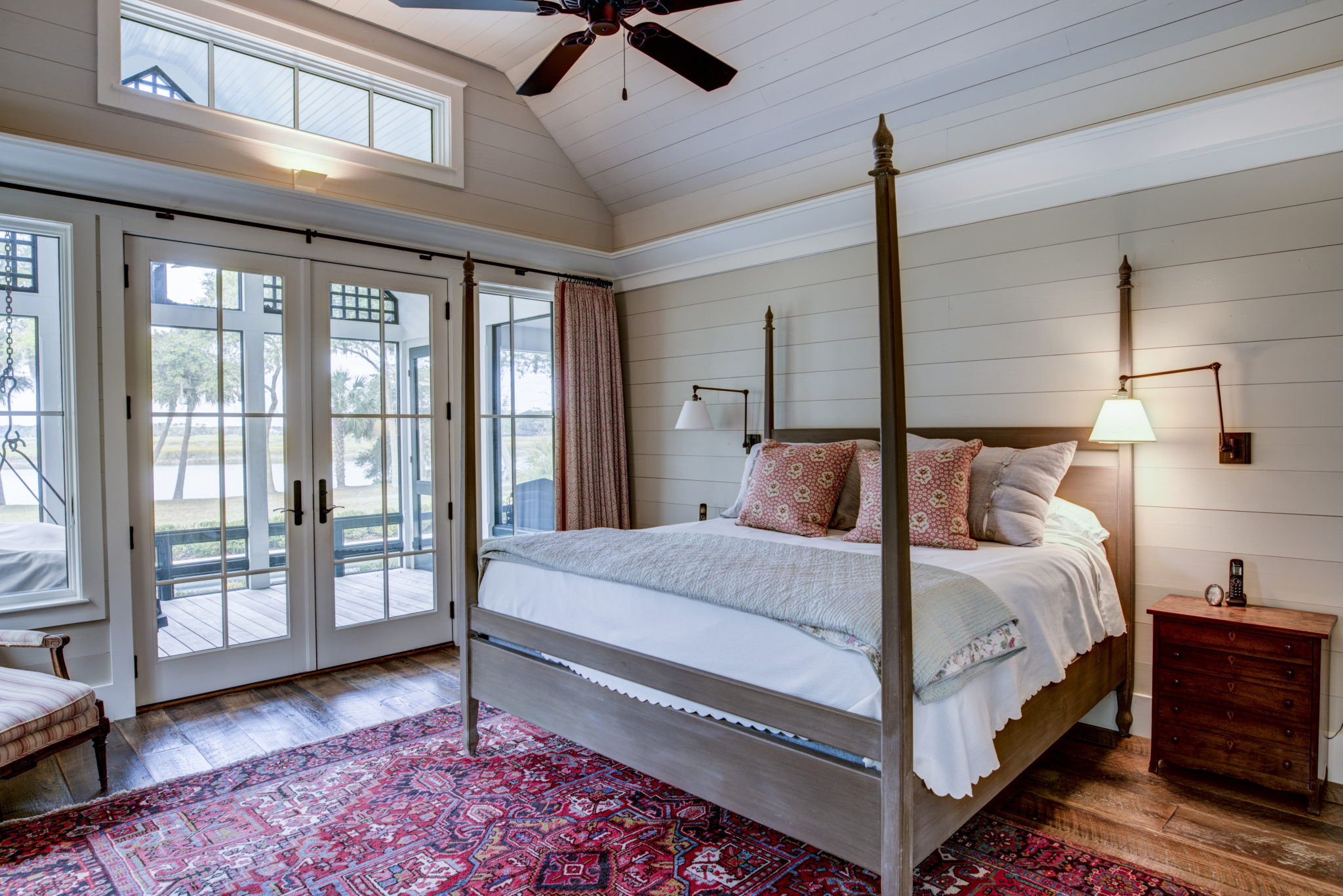 Choose Baseboard and Trim Colors That Will Make Your Walls Really Pop ...